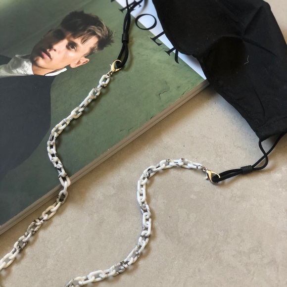 Bare Moon | Accessories | Mens Marble Resin Mask Chain | Poshmark